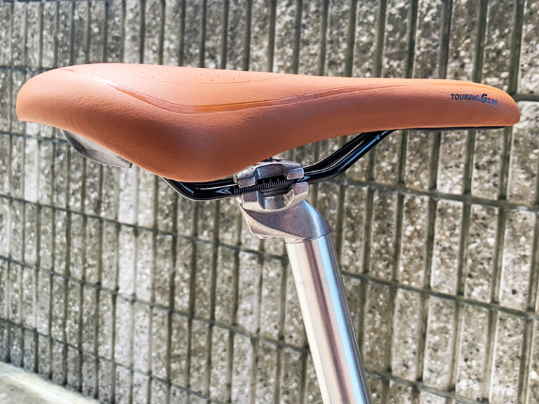 WEEKEND BIKESのサドルをお尻に優しいGORIX GX-C19に交換｜自転車どろぬまっくす